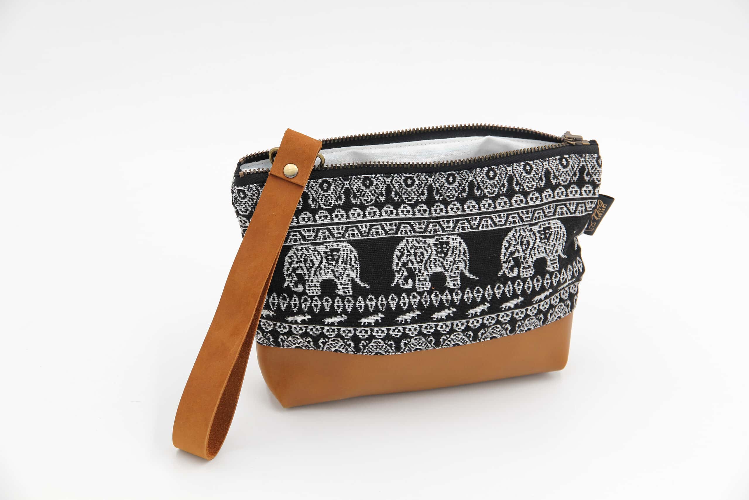 Nana Pouch with Leather - Threads of Gold